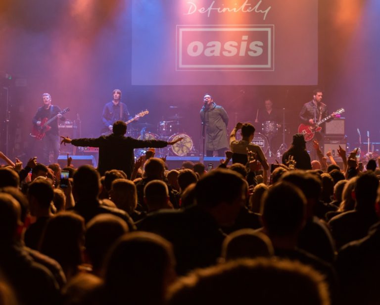 Definitely Oasis – Fuglsø Koncerter A/S